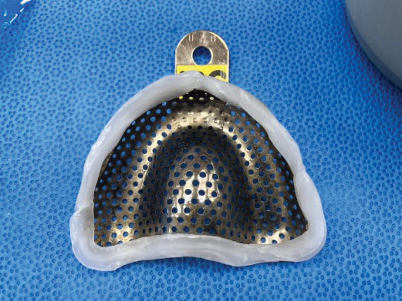 Dental Impression Materials & Approach for Complete Dentures